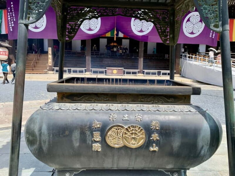 Kyoto: Gion District Walking with an Expert Local Tour Guide - The Experience in Real Terms