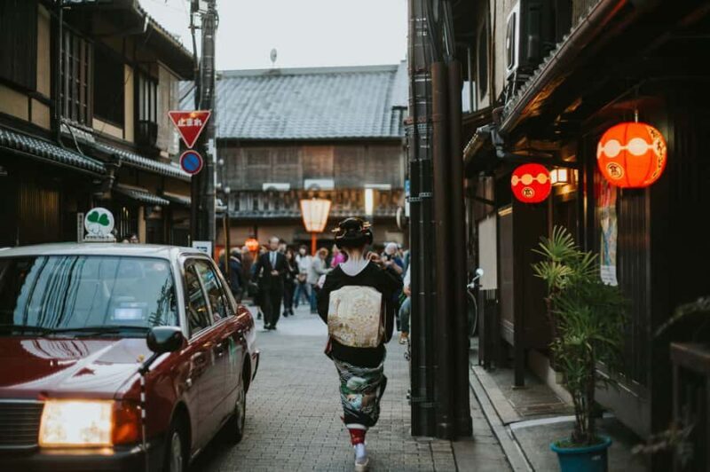 Kyoto Gion Early Morning Walking Tour - Key Points