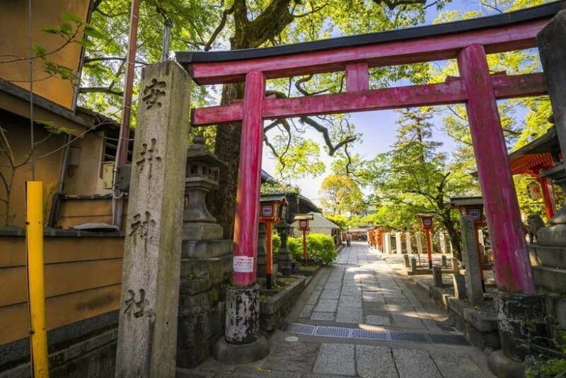 Kyoto: Gion Geisha District & Hidden Gems Walking Tour - Frequently Asked Questions