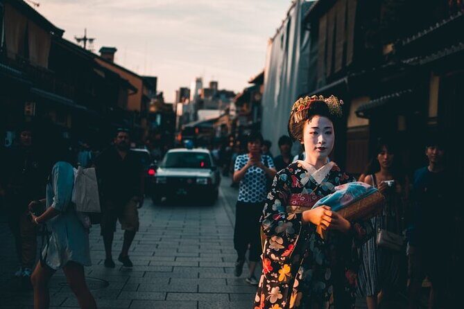 Kyoto Gion Geisha District Walking Tour - The Stories of Geisha - What Travelers Are Saying