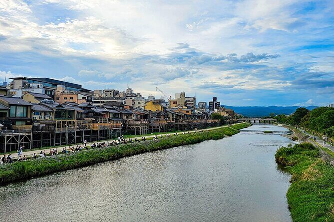 Kyoto Gion Night Guided Walking Tour for 3 Hours - FAQs