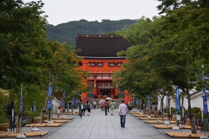 Kyoto Guided Walking Tour Highlight of Kiyomizu & Fushimi Inari - An In-Depth Look at the Tour Experience