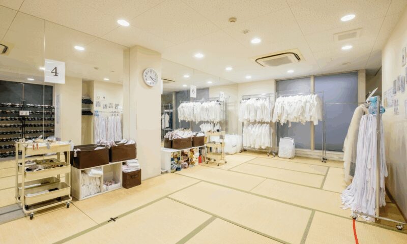 Kyoto: Kimono Rental in Gion Provided by RikaWafuku - The Sum Up