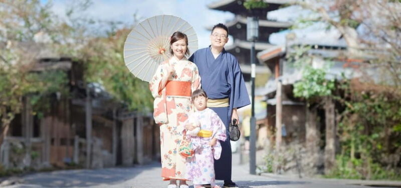 Kyoto Kimono Rental mimosaKimono/Yukata Rental Family Plan - The Authentic Experience of Kimono Rental