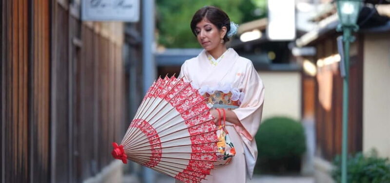 Kyoto Kimono Rental mimosaKimono/Yukata Rental Ladies Plan - The Experience: Walking Through Kyoto in Kimono