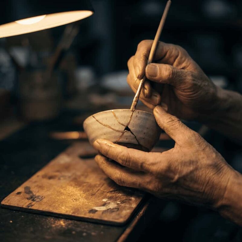 Kyoto: Kintsugi-Inspired Ceramic Repair with Gold Finish - Who Will Love This Workshop?