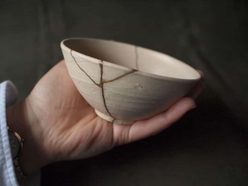 Kyoto: Kintsugi-Inspired Ceramic Repair with Gold Finish - The Sum Up