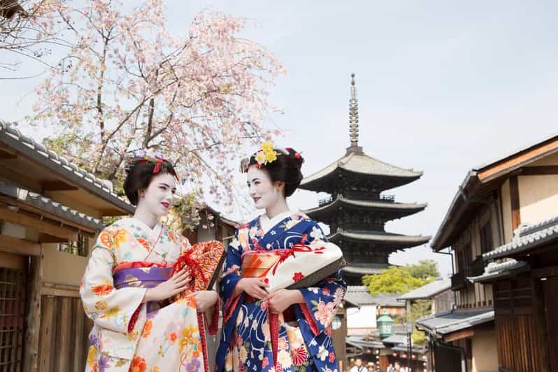 Kyoto : Maiko Makeover stroll and photo shoot experience - Who Should Consider This Tour?