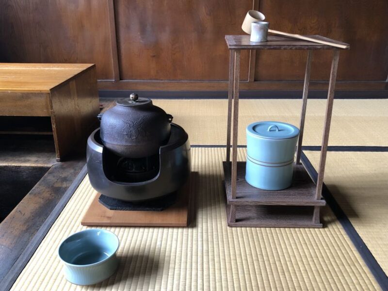Kyoto: Make Your Own Matcha with a Tea Master Tea Ceremony - An Introduction to the Kyoto Matcha Experience