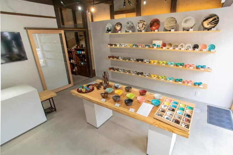 Kyoto: Make Zen Garden and Taste Matcha in Pottery Shop - Key Points