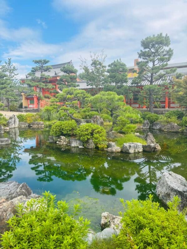 Kyoto: Morning Walking Tour at Sanjusangen-d Temple - Accessibility and Flexibility