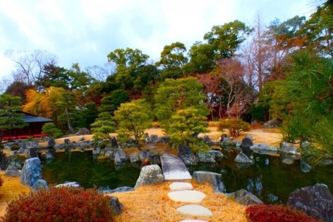 Kyoto: Nijo Castle History Walking Tour  World Heritage - Exploring the Gardens and Exterior Features