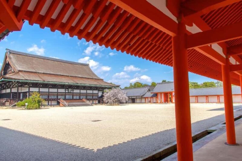 Kyoto. Nijo Castle, Imperial Palace and Geisha Dance Tour - Key Points