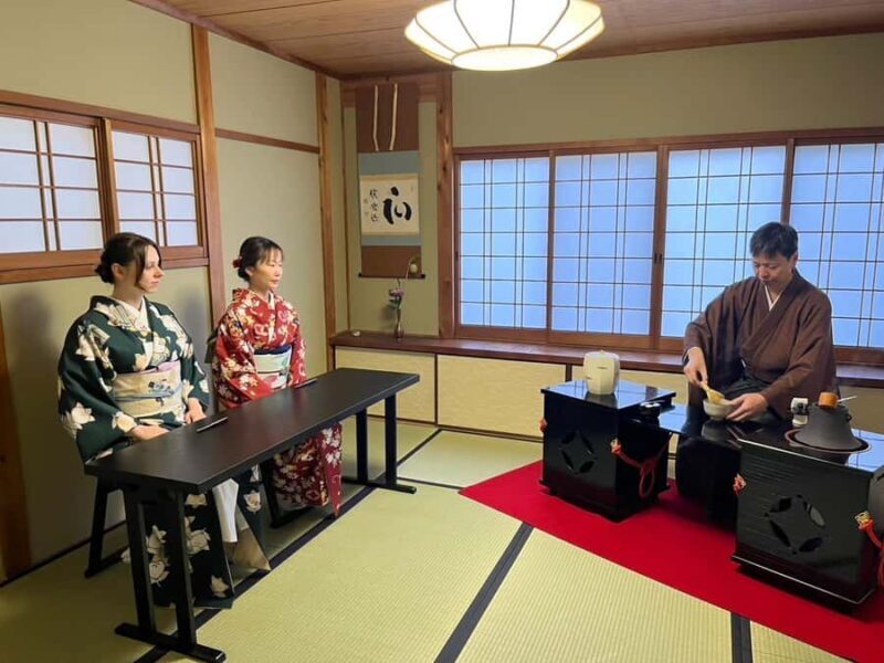 Kyoto Ninenzaka: Tea Ceremony in Old Townhouse with Chairs - The Sum Up