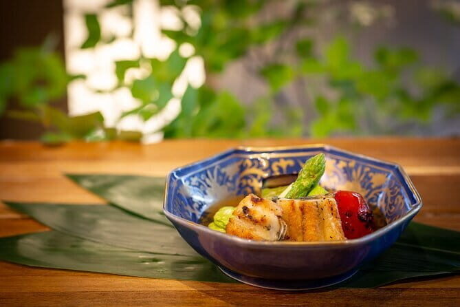 Kyoto Nishiki Market Tour and Dinner with an Expert Japanese Chef - The Sum Up