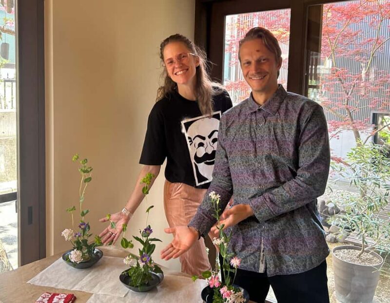 Kyoto: Premium Ikebana Workshop with Vase Souvenir - Key Points