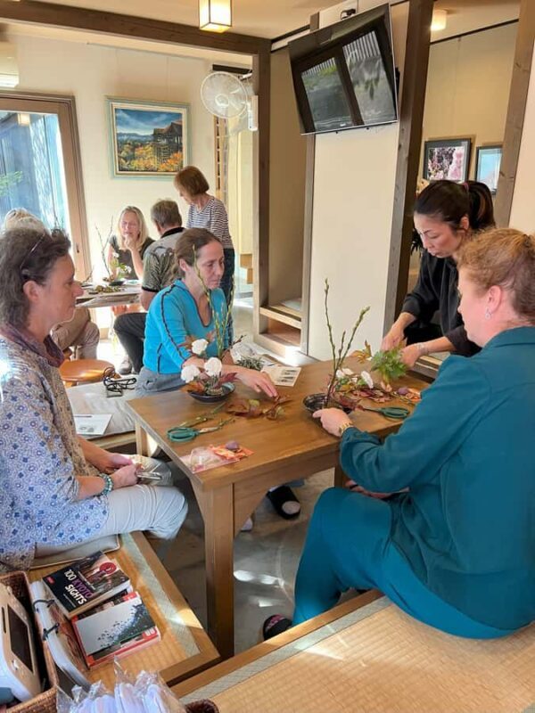 Kyoto: Premium Ikebana Workshop with Vase Souvenir - Practical Information