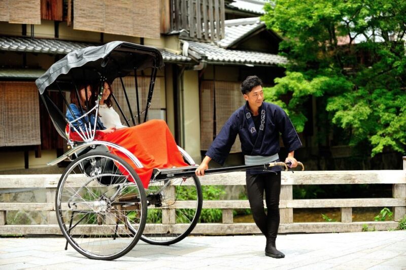 Kyoto: Private Rickshaw Tour of Gion and Higashiyama Area - Key Points