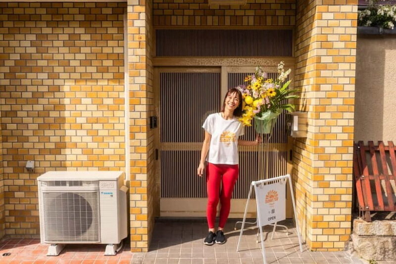 Kyoto: Private Seasonal Aroma Yoga Class - Key Points