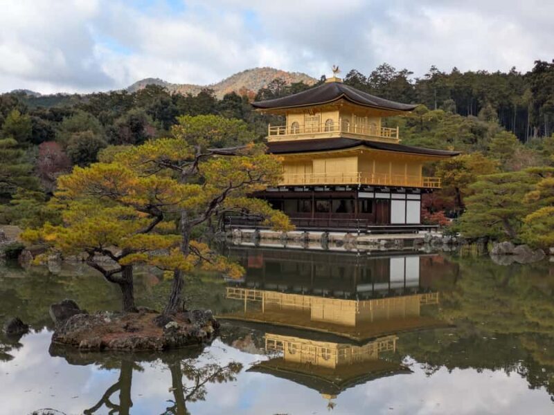 Kyoto Private Tour Licensed Guide & Car from Osaka/Kyoto - A Day in Kyoto: A Perfect Blend of History and Nature