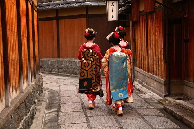 Kyoto Private tour with an Officially Certified Guide - FAQ