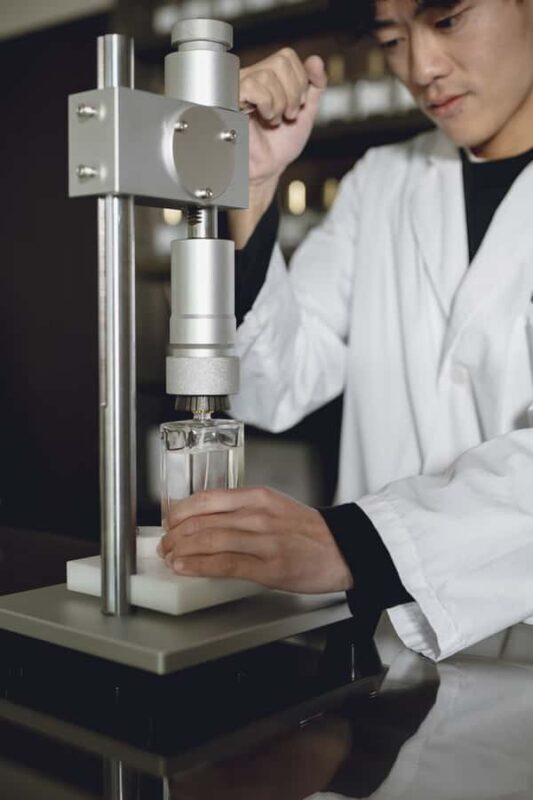 KYOTO SHINKYOGOKU: Custom Fragrance Workshop - Practical Tips and Considerations