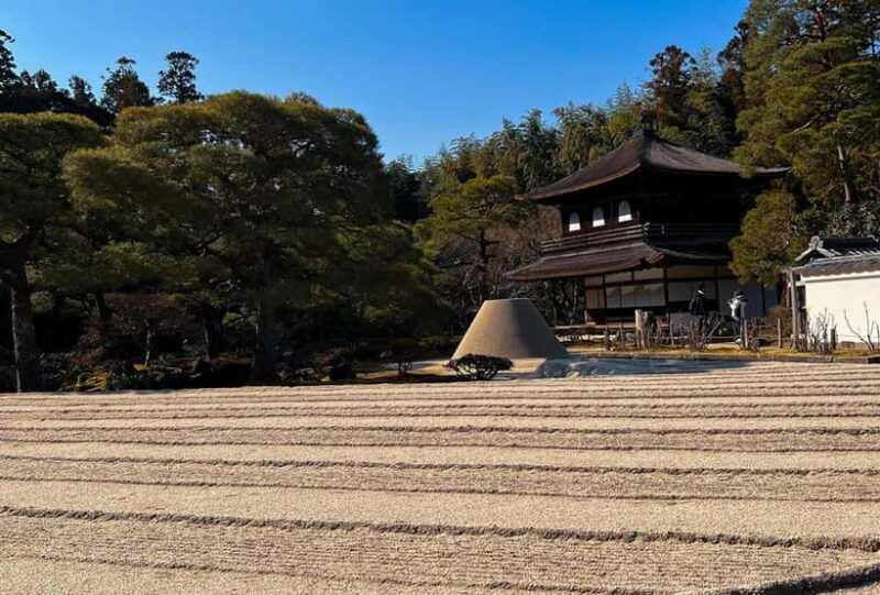 Kyoto: Silver Pavillion Guided Walking Tour - Discovering the Silver Pavilion and Its Gardens