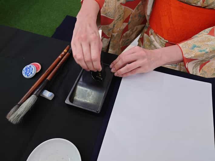 Kyoto: Sumi Ink and Brush Calligraphy Experience - The Tools and Guidance