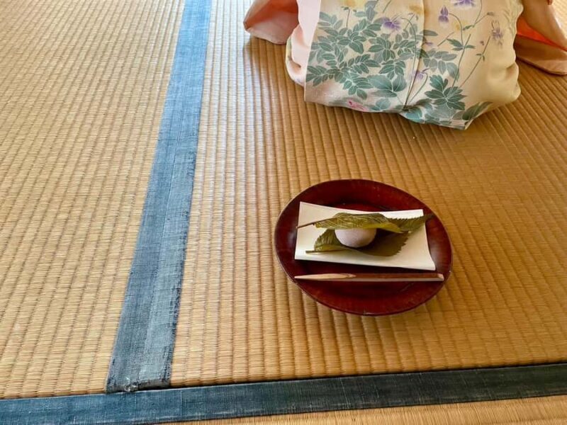 Kyoto: Tea Ceremony in a Japanese Painter's Garden - Kyoto: Tea Ceremony in a Japanese Painters Garden