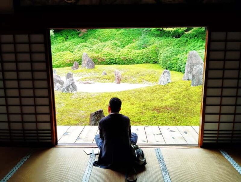 Kyoto: Tofuku-ji Temple and Komyo-in Guided Walking Tour - An In-Depth Look at the Experience