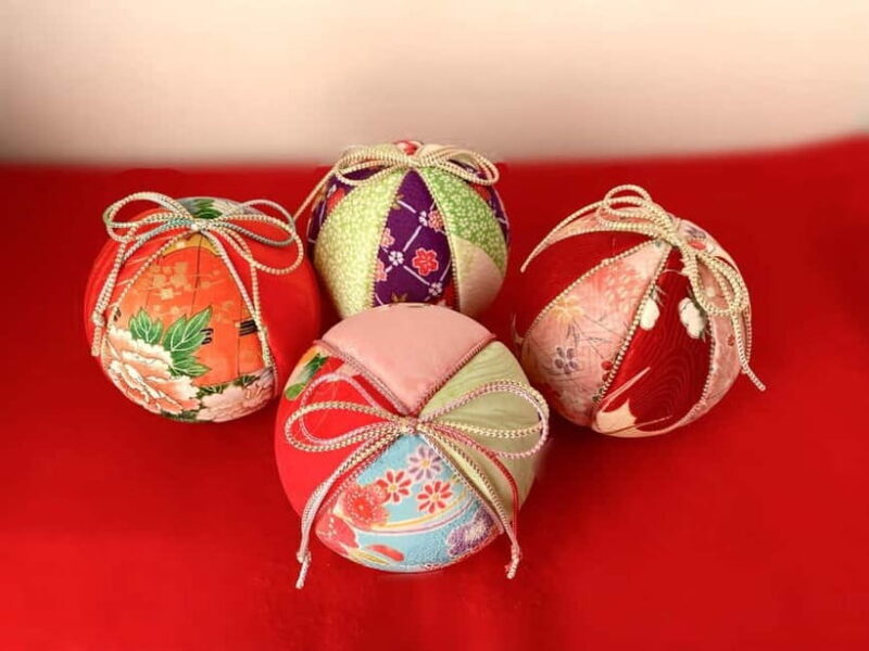 Kyoto: Traditional Kimono Fabric Handicrafts Workshop - A Deeper Look at the Surroundings