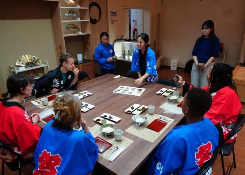 Kyoto: Traditional Mochi Pounding Experience with Tasting - An In-Depth Look at the Mochi Pounding Experience