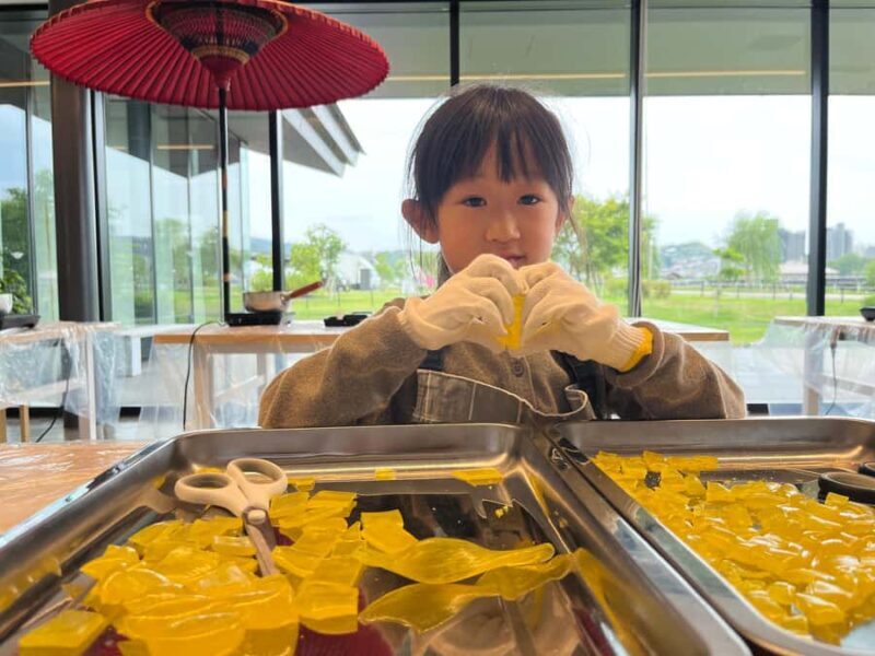Kyoto: Uji matcha Candy-Making Workshop at Iwai Seika - The Value of the Experience