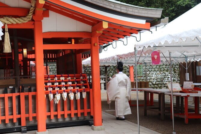 Kyoto Walking Tour at Fushimi Inari Shrine and Tofukuji Temple - Ending at Tofukuji Station