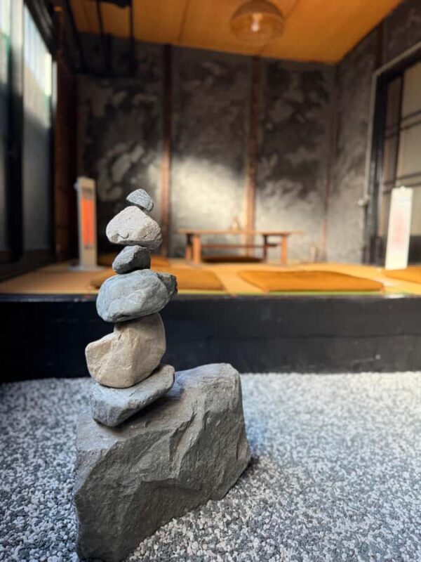 Kyoto: Zen and Tea Slow Cycling Tour with Meditation - Key Points