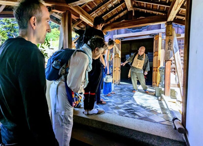 Kyoto: Zen Meditation & Zen workshops with a Westerner Monk! - Key Points
