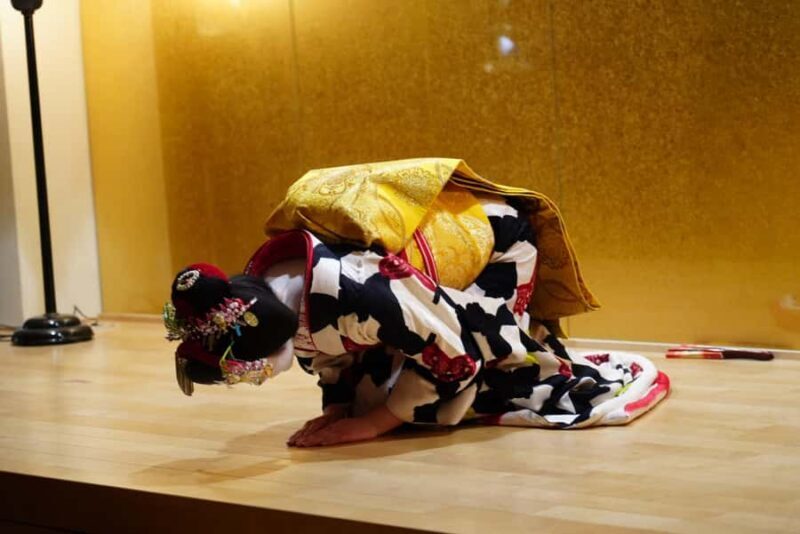 KyotoAuthentic Maiko Experience  Dinner with Drinks - Key Points