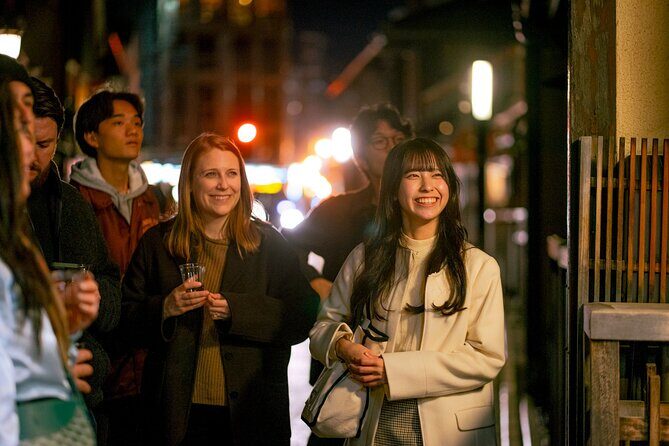 Kyotos Best Sake-in-Hand Evening Walk Tour in Gion and Yasaka - Introduction