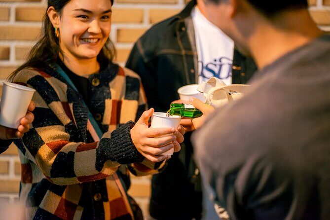 Kyotos Best Sake-in-Hand Evening Walk Tour in Gion and Yasaka - Authentic Reviews from Past Guests