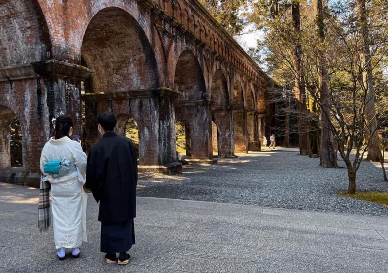 Kyoto's World of Zen Buddhism Feat. Highlights of Ginkakuji - An In-Depth Look at the Tour Experience