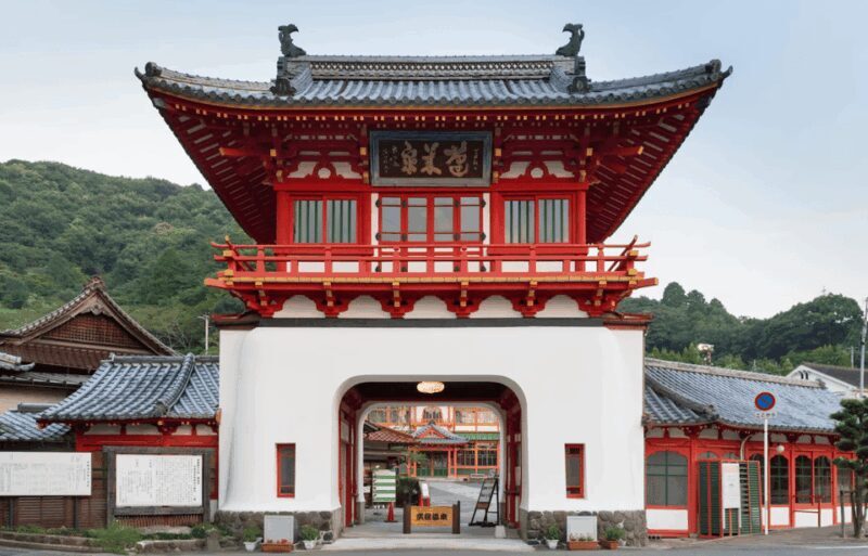 Kyushu 9-hour chartered day trip Saga - Practical Aspects and What to Expect