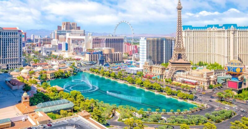 LA: 2-Day Las Vegas Tour with Hoover Dam & Accommodation - An Authentic 2-Day Experience: What to Expect