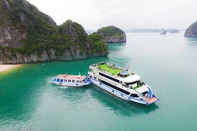 La Casta Cruise - Halong Bay Luxury Day Tour from Hanoi - Arriving at Halong Bay and boarding the cruise
