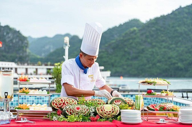 La Casta Cruises 2 day Explore Halong and Lan Ha Bay from Hanoi - Who Should Consider This Tour?
