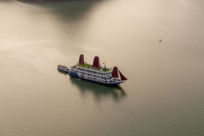 La Casta Cruises 3-Day Explore Halong and Lan Ha Bay from Hanoi - What Makes This Tour Stand Out?