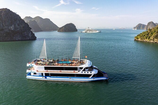 La Casta Halong 5-Star Day Cruise, Buffet, Cave, Kayak & Jacuzzi - An Overview of the Experience