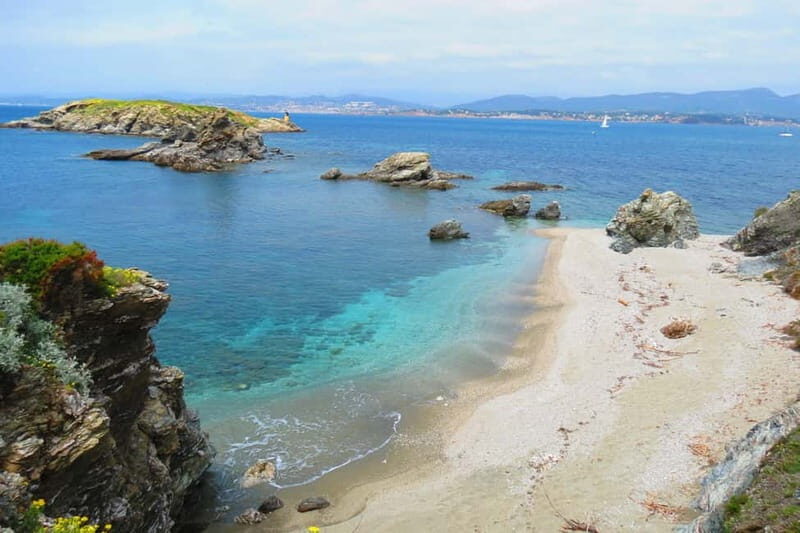 La Ciotat: Boat Tour to Cove of Var / Embiez and swimming - FAQ