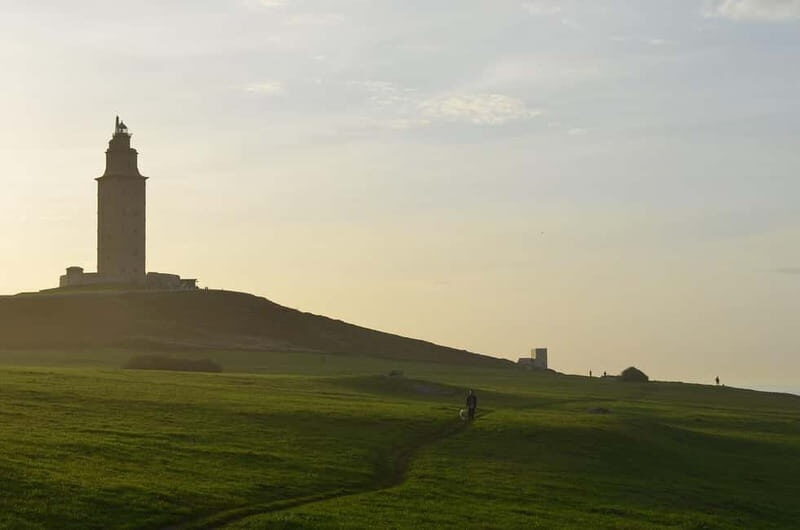 La Coruña: Tour for Cruise Passengers from the Port of La Coruña - Transportation and Guide Quality