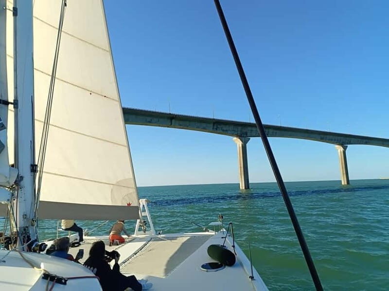 La Flotte en Ré - 5H30 Sailing Catamaran Long Cruise - Why This Cruise Fits Certain Travelers Best