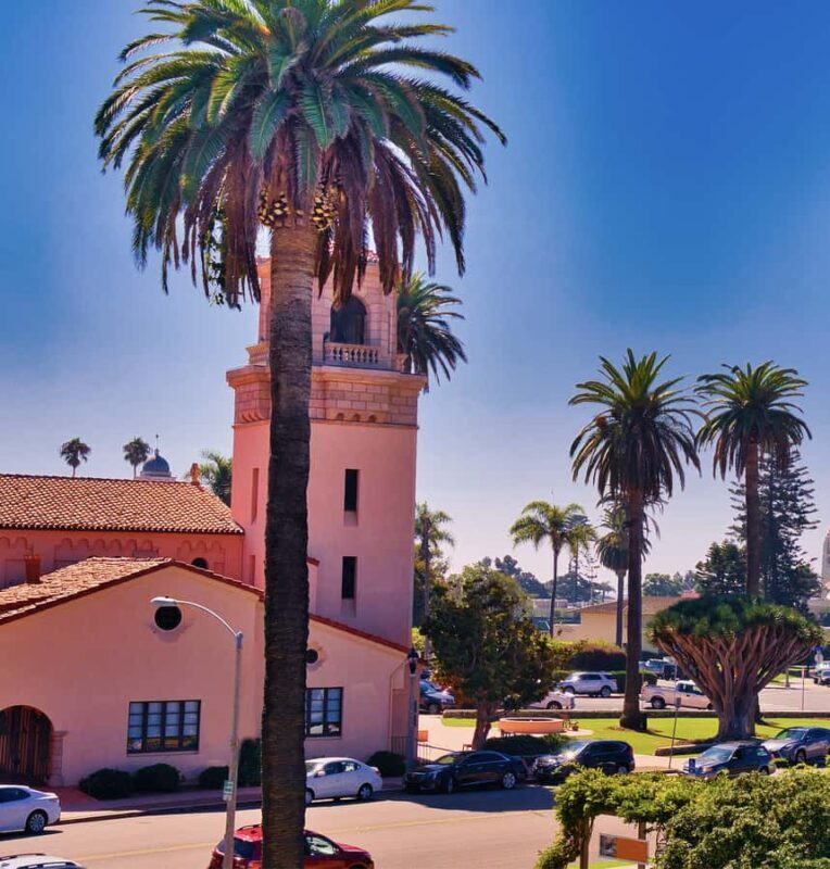 La Jolla - The Jewel of San Diego - Guided Walking Tour - Key Points